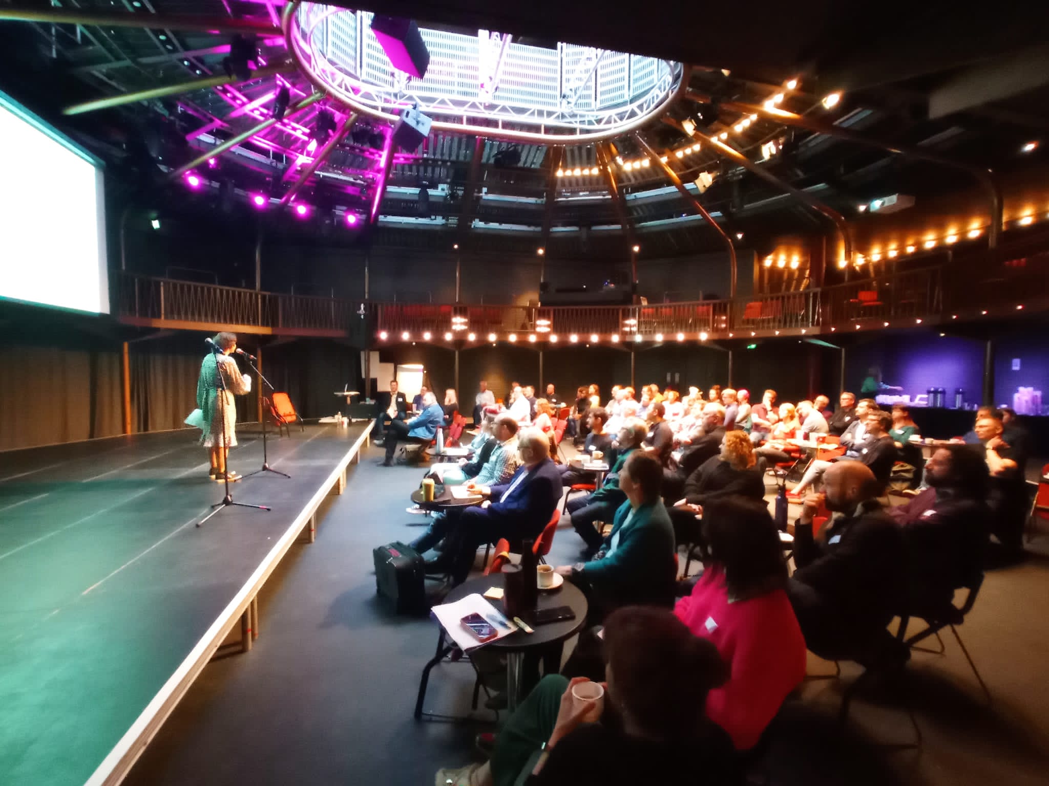 MAKE A DiFFERENCE conference 2024: Bridging the gap between Education ...